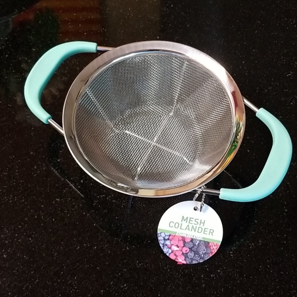 Excel Steel | Kitchen | Small Colander | Poshmark